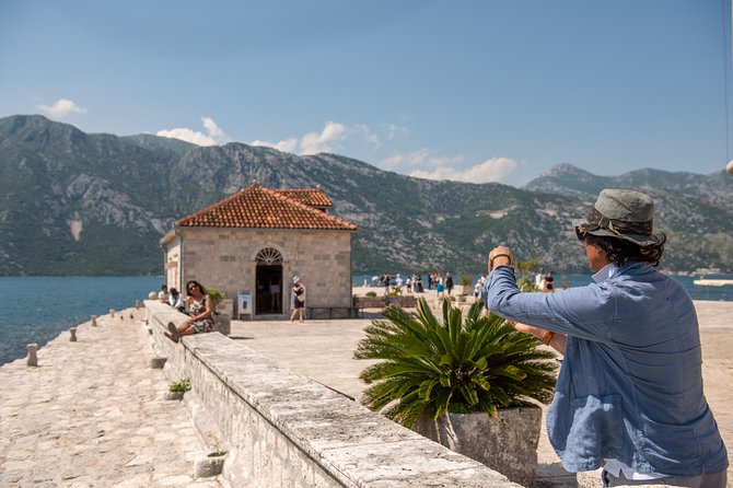 Montenegro: Bay of Kotor Day Trip From Dubrovnik - Visiting Perast