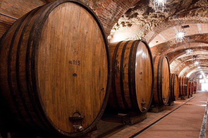 Montepulciano: Wine Tasting & Lunch in a Typical Winery - Planning Your Visit: Tips and Essentials