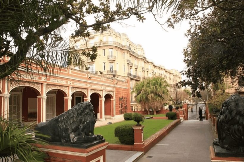 Montevideo : Highlights Walking Tour With A Guide - Who Should Consider This Tour?