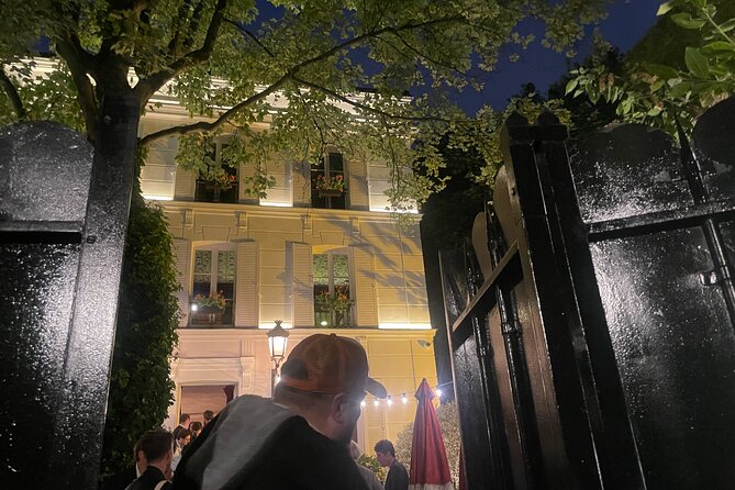 Montmarte Confidential - The Sum Up