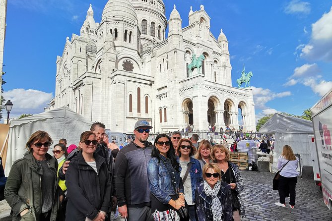 Montmartre and Sacre Coeur Private Guided Tour in Paris - Exploring the Streets and Squares