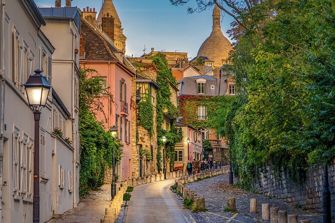 Montmartre Guided Walking Tour: Famous Artists and Cabarets - Practical Considerations and Inclusions