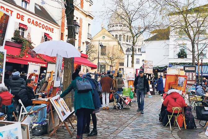 Montmartre Sacre Coeur Tour With Local Guide - Exploring the Montmartre Neighborhood
