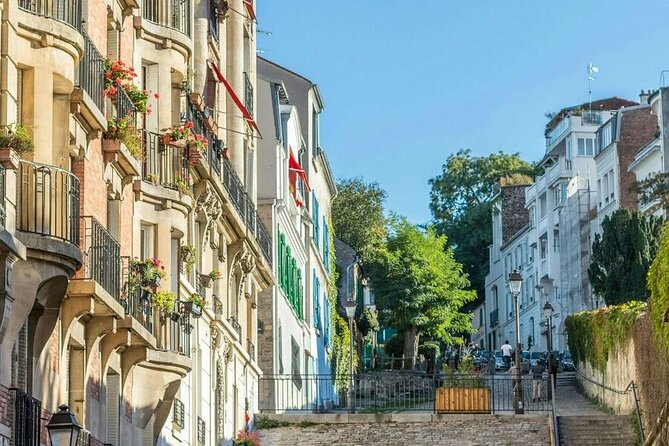 Montmartre : Walk in the Footsteps of Famous Impressionists - Who Will Love This Experience
