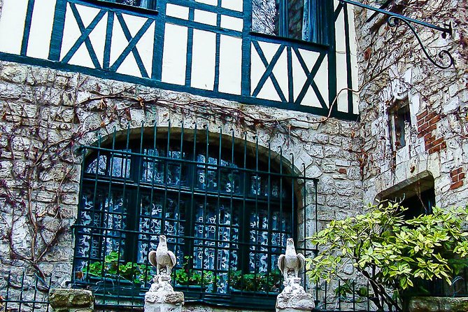 Montmartre Walking Tour with a Private Local Guide - Who Will Love This Tour?