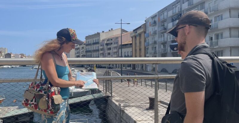 Montpellier : half-day trip walking tour in Sète and oysters - Key Points