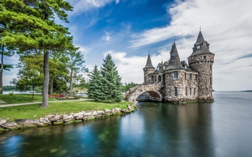 Montreal: 3-Day Toronto, Niagara Falls, Thousand Islands - Who Will Love This Tour?