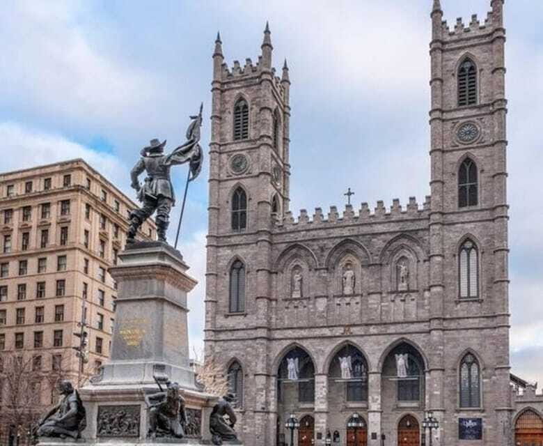 Montreal : Downtown & Underground Walking Tour with a Guide - The Sum Up