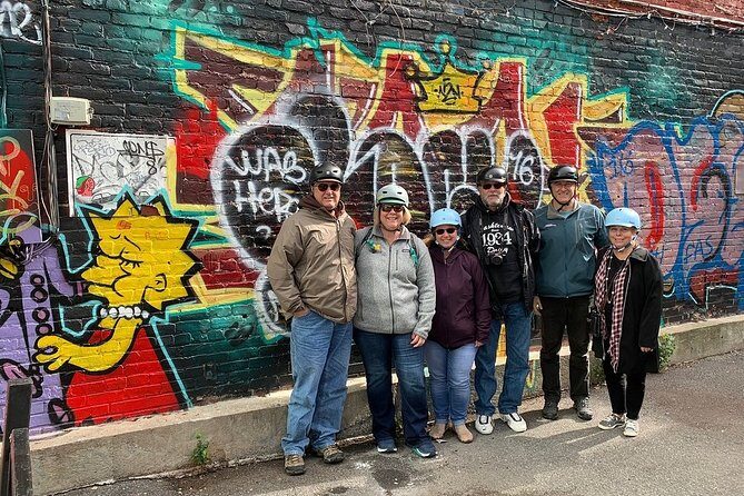 Montreal eBike Sightseeing Tour - The Equipment and Group Experience