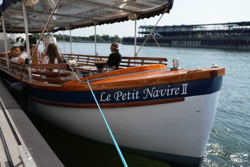 Montreal: Electric Boat Cruise with Onboard Drinks - What the Reviews Reveal