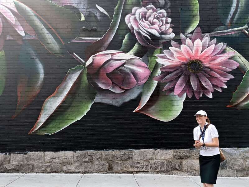 Montreal: Guided Walking Tour of Montreal's Murals - An Artistic Journey Through Montreal’s Streets