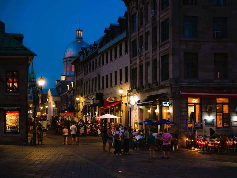 Montreal: Old Montreal at Twilight Walking Tour - A Detailed Look at the Old Montreal Twilight Tour