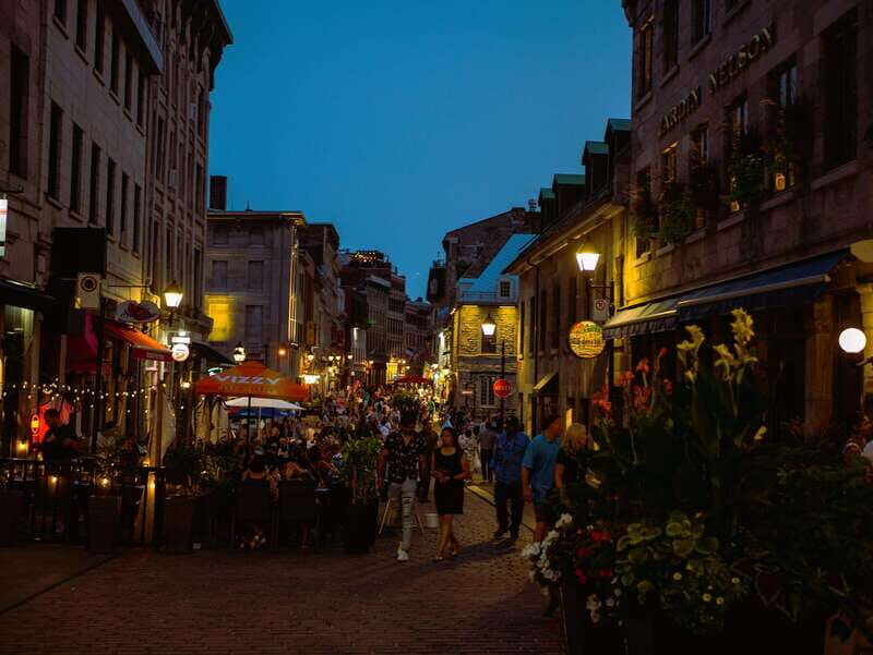 Montreal: Old Montreal at Twilight Walking Tour - FAQ
