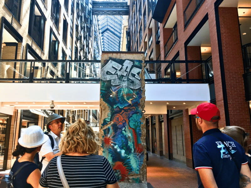 Montréal: Old Town Small Group Guided Walking Tour - Who Is This Tour For?