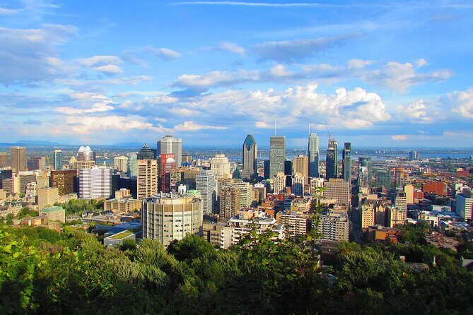 Montreal Private Tour: Highlights & Hidden Gems with a local - The Sum Up