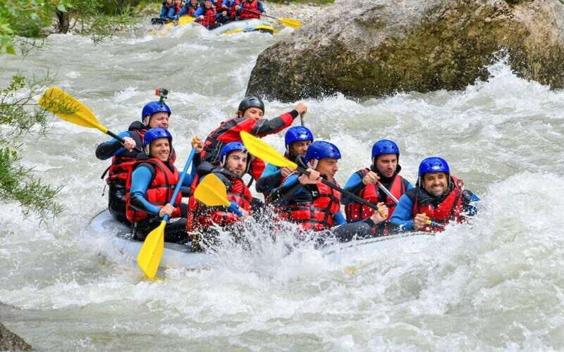 Montreal Rapids: All-Inclusive Rafting Adventures - Who Should Consider This Tour?