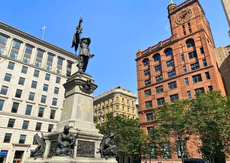 Montréal: The Original Old Montréal Walking Tour - What the Reviews Reveal