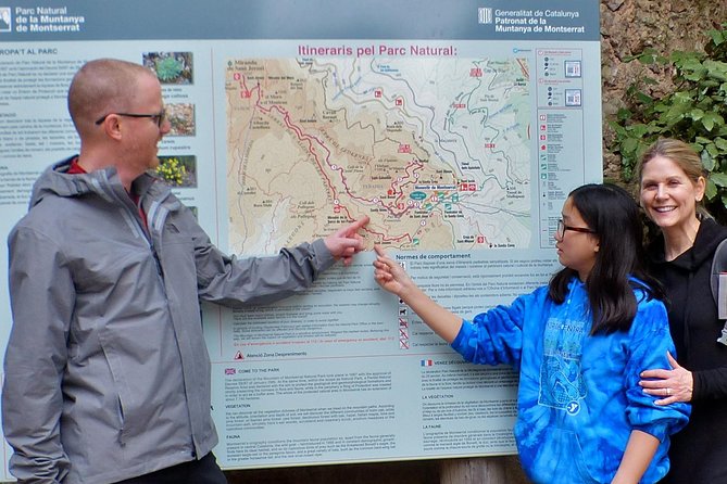 Montserrat Hiking Experience From Barcelona - Scenic Vistas and Photographic Opportunities