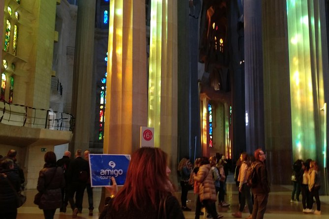 Montserrat Monastery and Sagrada Familia Tour With Liquor Tasting - Exploring Sagrada Familia