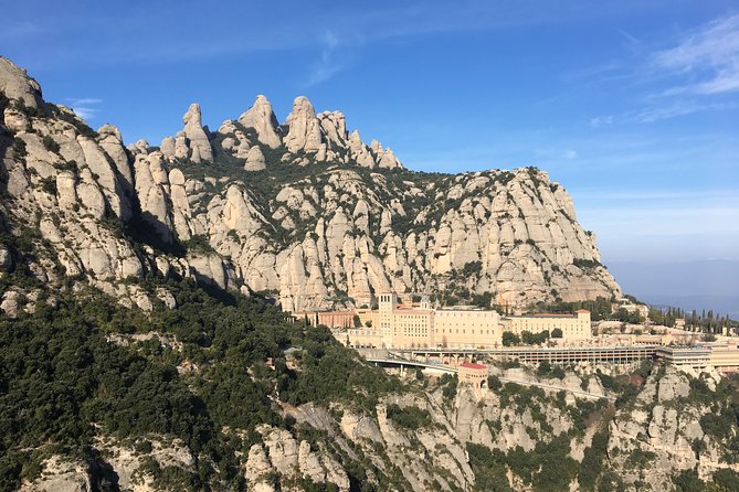 Montserrat Monastery Small Group Tour and Hiking Experience - Traveler Reviews and Feedback