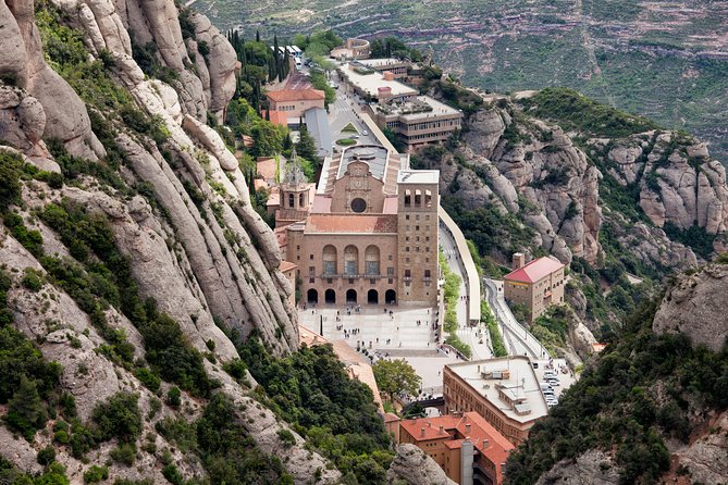 Montserrat Private Guided Tour With Pick up - Reviews and Ratings
