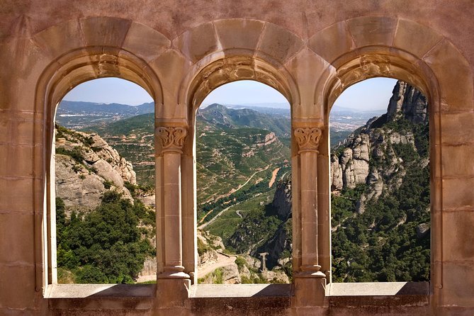 Montserrat Private Guided Tour With Pick up - Exploring Montserrats Natural Wonders