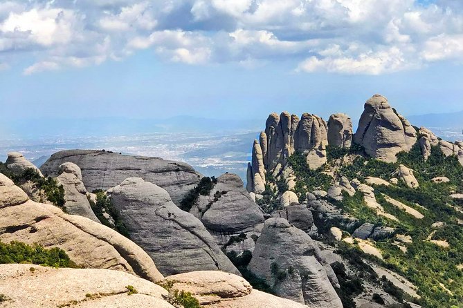 Montserrat Private Tour From Barcelona With Pick-Up - Exploring the Montserrat Mountains