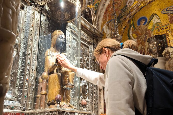 Montserrat Small Group With Cable Car and Cogwheel Train - Personalized Attention From Knowledgeable Guides