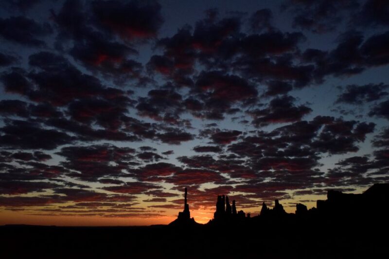 Monument Valley: 3-Hour Sunrise Tour - Authentic Experiences and Authentic Guides