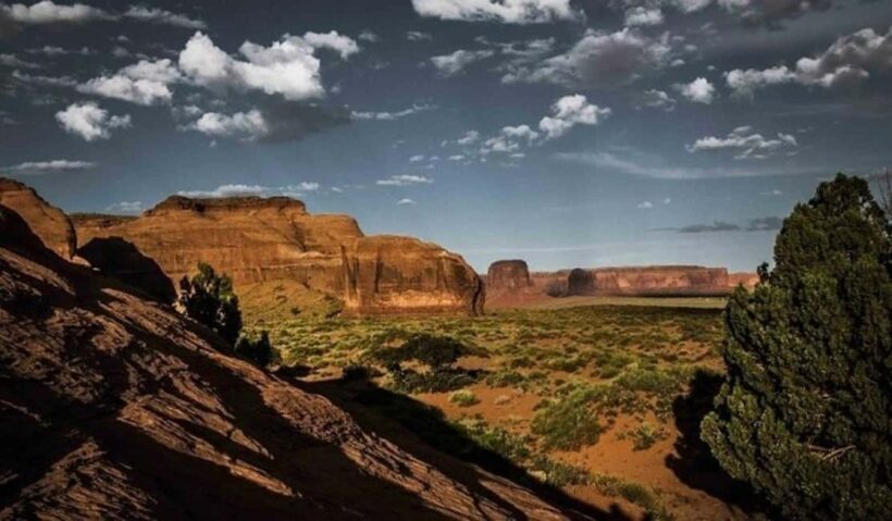 Monument Valley: Mystery Valley Historical Ruins Tour - What the Tour Looks Like