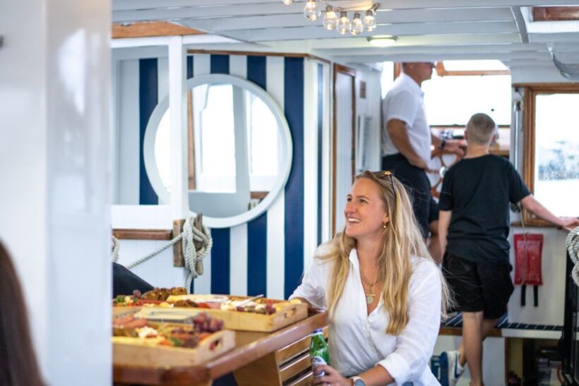 Mooloolaba: Canal Cruise with Commentary - Exploring Mooloolaba: Canal Cruise with Commentary – A Detailed Review
