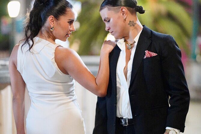 Moonlight Beginner Salsa Class in San Juan - Detailed Breakdown of the Itinerary