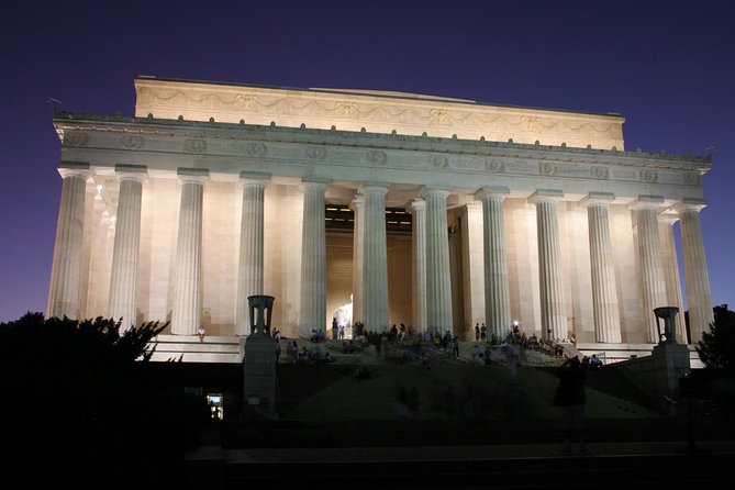 Moonlight Tour of Washington DC - Authentic Traveler Experiences