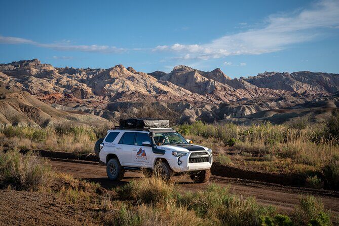 Moonscape Overlook and Factory Butte Offroad Tour - Why This Tour Works Well