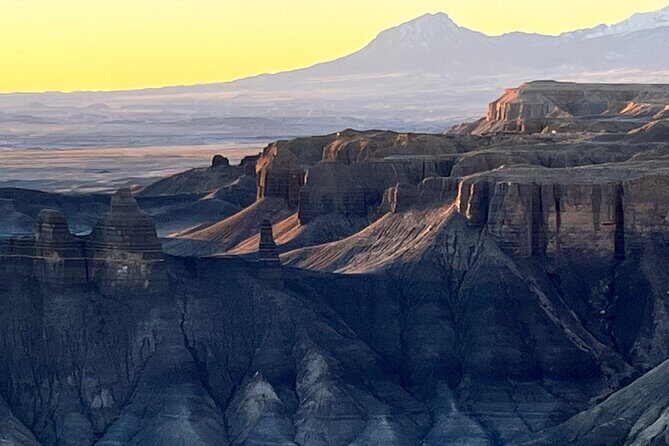 Moonscape Overlook Factory Butte and Bentonite Hills - The Sum Up