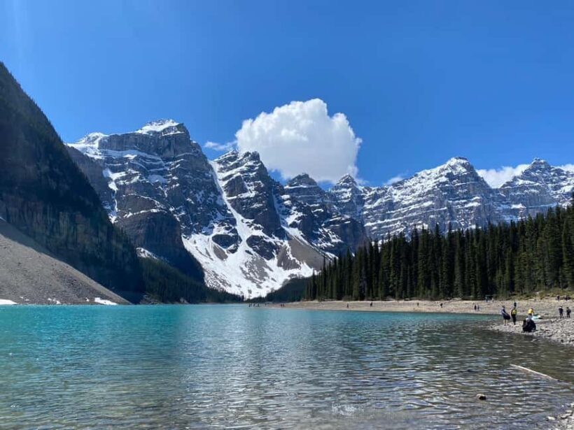 Moraine Lake 1.5hr & Lake Louise Shuttle from Canmore/Banff - Price and Value
