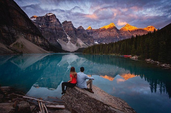 Moraine Lake and Lake Louise Day Tour - Lake Louise: The Glacial Gem