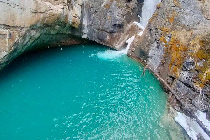 Moraine Lake, Lake Louise, Johnston Canyon, Banff from Calgary - The Value for Money and Overall Experience