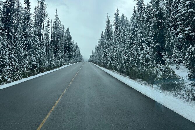 Moraine Lake, Lake Louise,Banff Town,Johnston Canyon from Canmore - Introduction to the Tour Experience