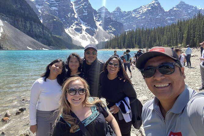 Moraine Lake Shuttle Bus with a Stop in Lake Louise - Key Points