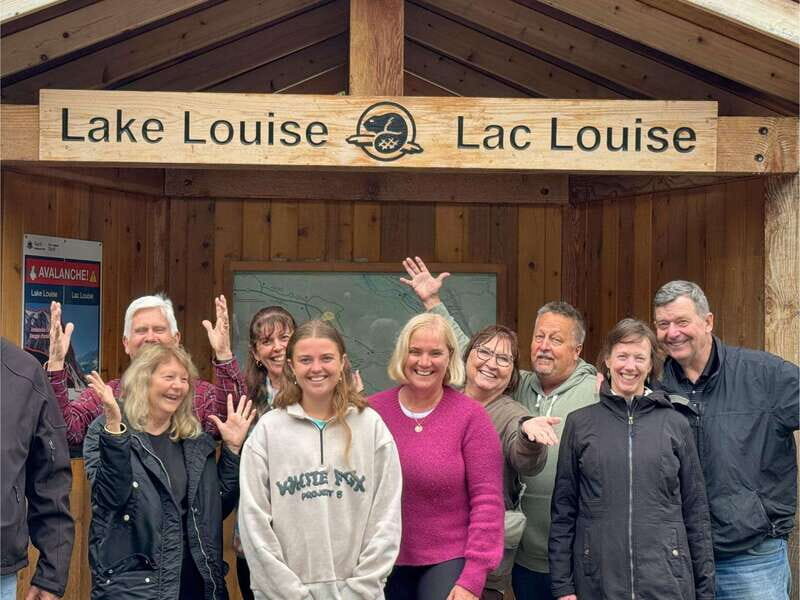 Moraine Lake Sunrise & Lake Louise from Calgary/Canmore/Banf - What Makes This Tour Stand Out