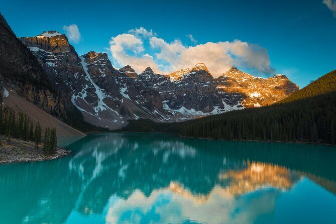Moraine Lake,Lake Louise,Emerald& Peyto Lake 4 lakes from Canmore - What We Like and What to Consider