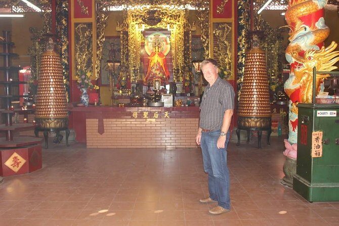 Morning/Afternoon Saigon City Tour Half Day By Car - Exploring Ben Thanh Market: The Heartbeat of Saigon
