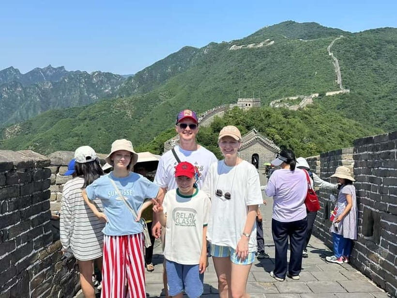Morning Bus Transfer to Mutianyu Great Wall + Entry Ticket - Key Points