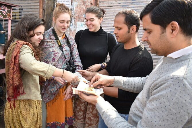 Morning Jaipur Cycle Tour with Food Testing - The Experience: What to Expect