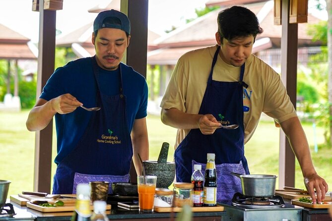 Morning Session - Thai Cooking Class in Traditional Pavilion with Beautiful Farm - FAQ