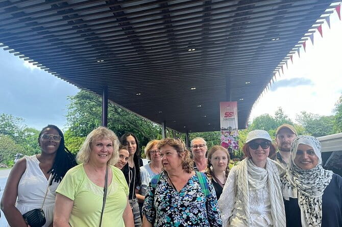 Morning Singapore City Tour w Gardens By The Bay Tickets - FAQs