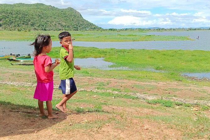 Morning Tour,Ak Phnom temple,Rice wine,Rice Paper, killing Field - Key Points