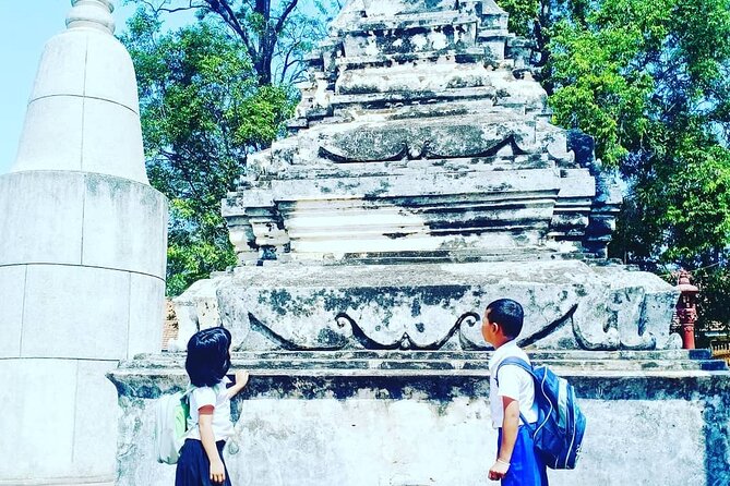 Morning Tour,Ak Phnom temple,Rice wine,Rice Paper, killing Field - FAQs