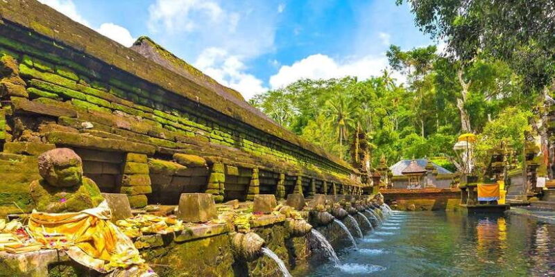 Morning Yoga Class at Heart of Ubud and Holy Bathing Ritual - Visiting Tirta Empul: Sacred Waters and Purification